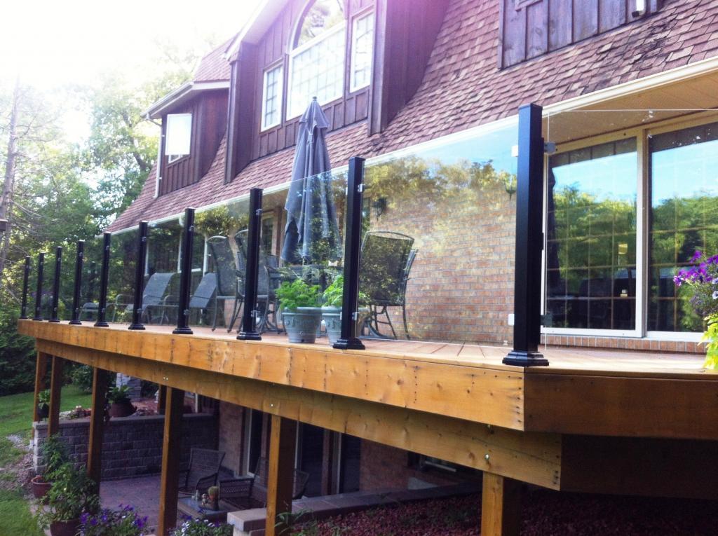 Advantages of Glass Railings | Concord Aluminum Railings